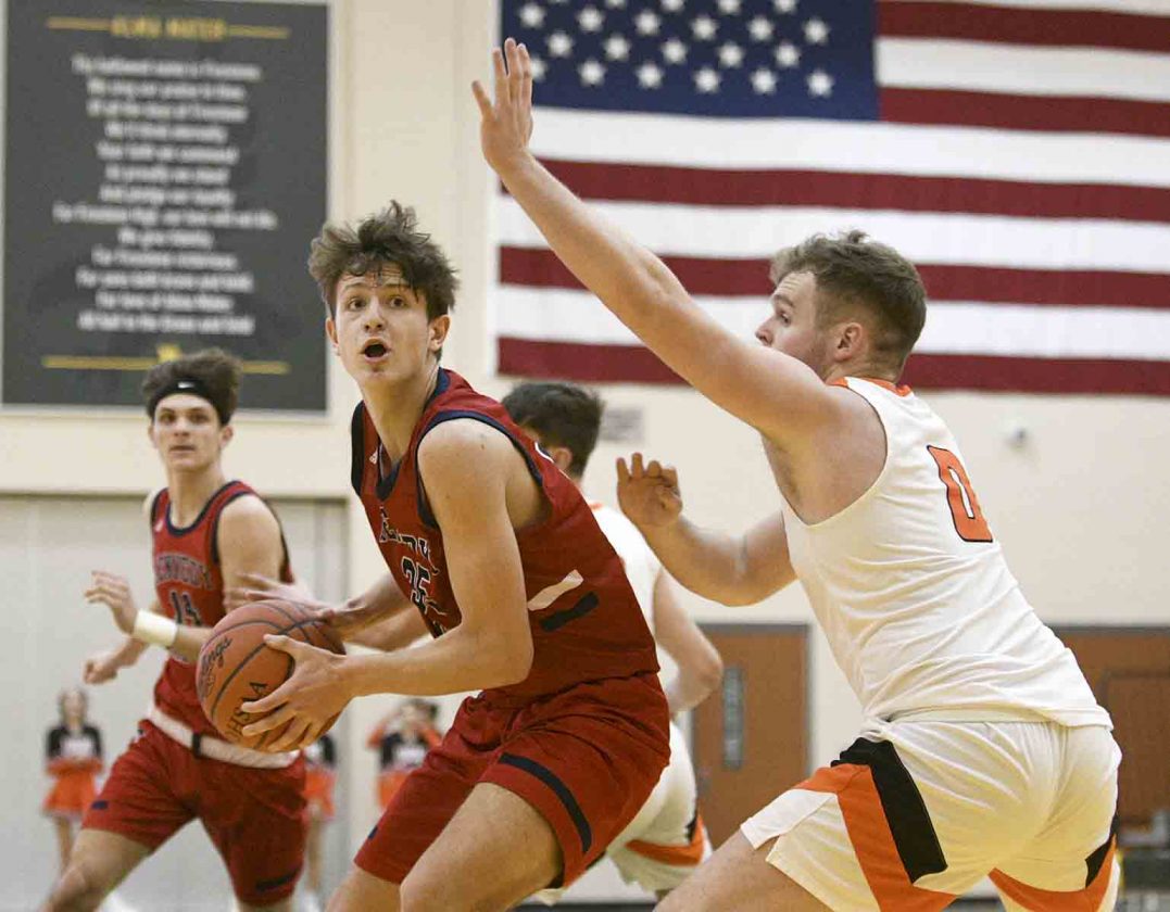 Battling to the final | News, Sports, Jobs - Tribune Chronicle